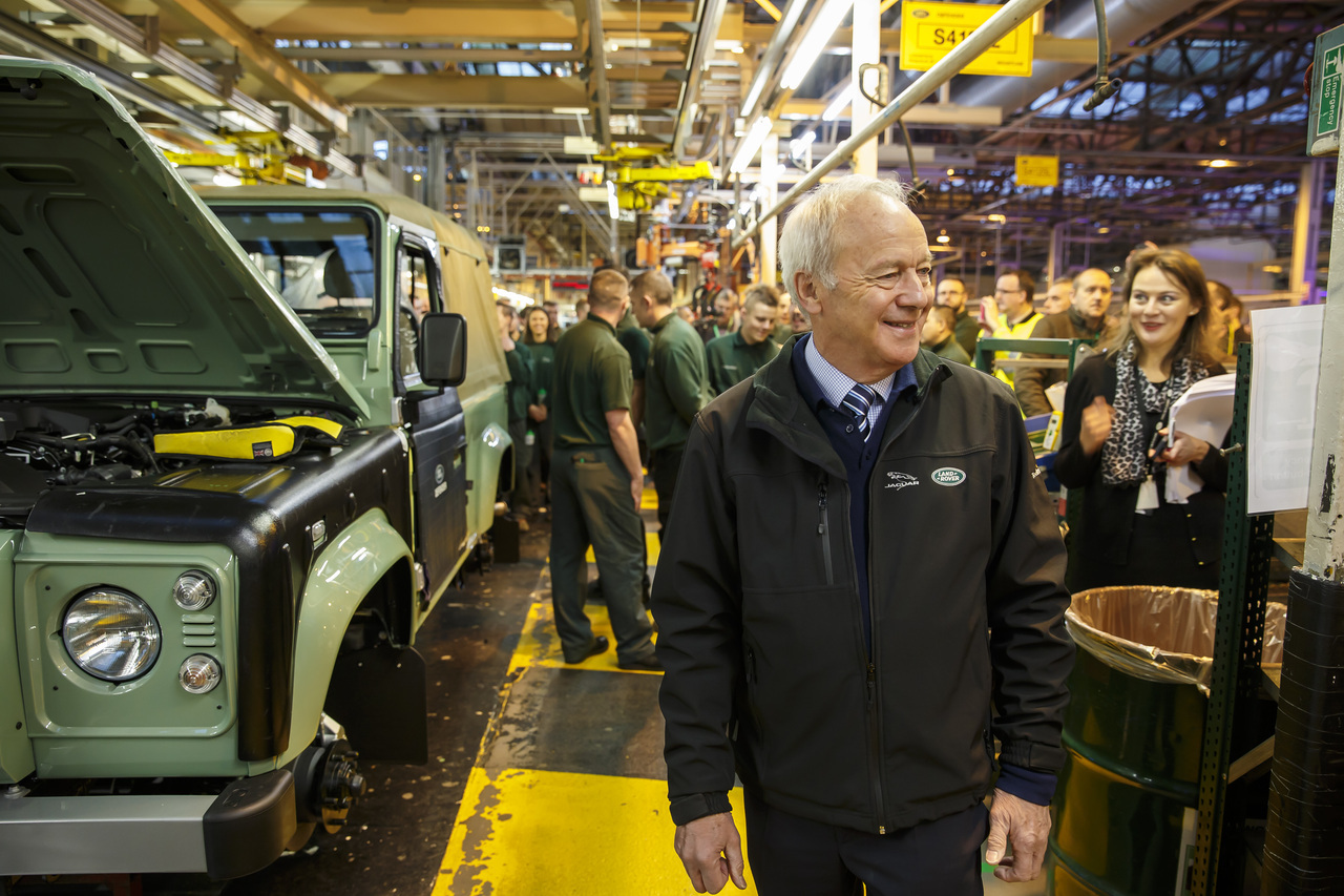 Радость со слезами на глазах,или как провожали последний Land Rover Defender - 29.01.16 21:30 ...