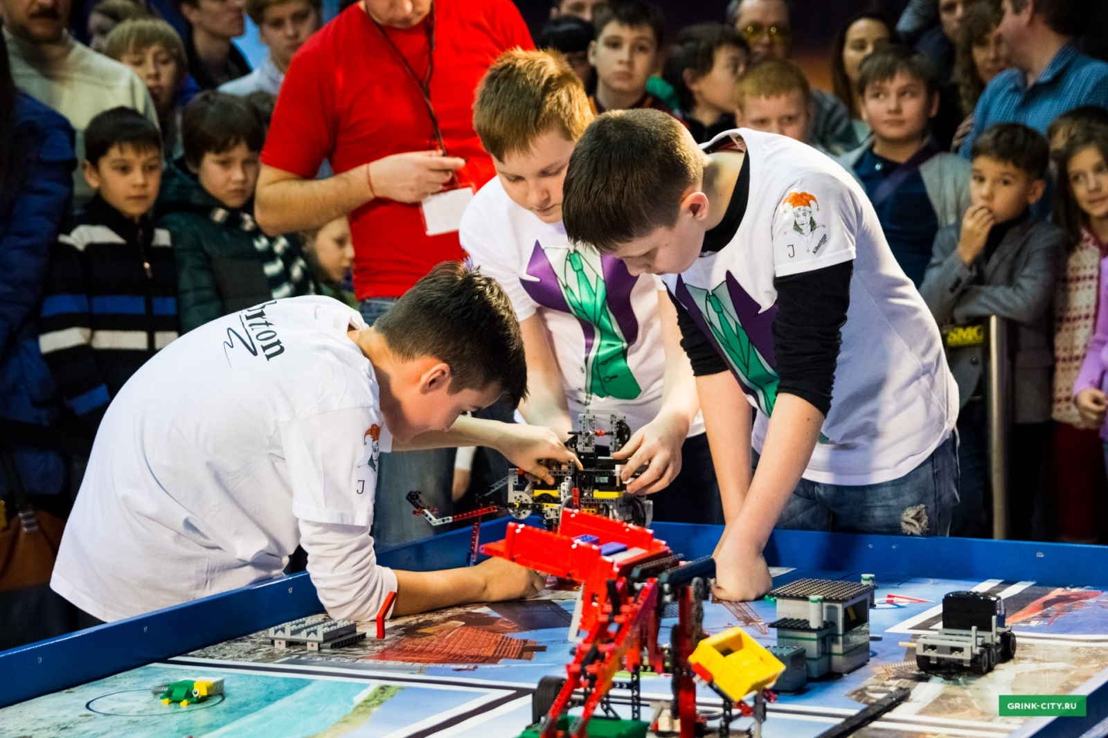 WRO 2017: Российские представители взяли треть всех медалей - 14.11.17 14:50 | Пикабу