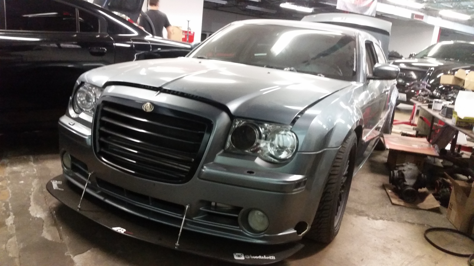 American Muscle. Chrysler 300C Turbo. - 26.11.17 21:33 | Пикабу